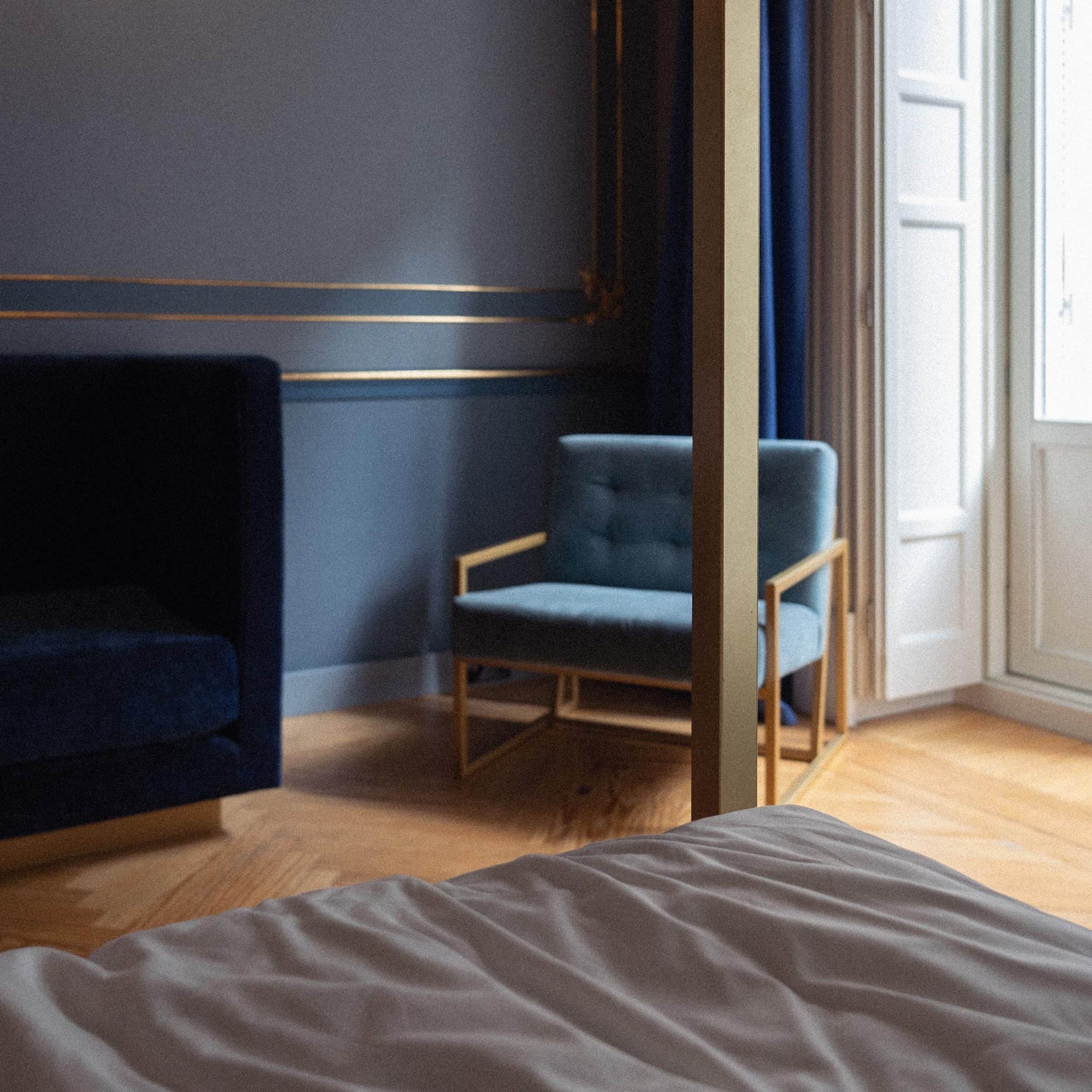 20 Years, 20 Reasons Why You Should Stay with Axel | Two Bad Tourists