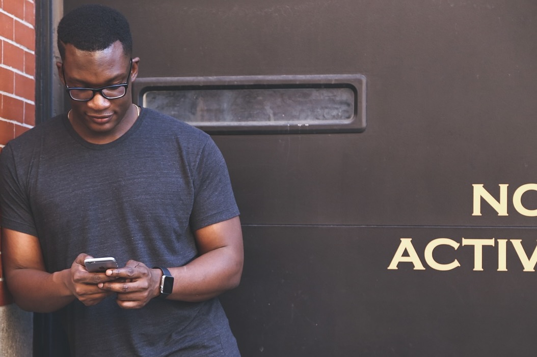 Roaming Free – Five Ways Digital eSIMs Make Life Easier for LGBTQ+ ...